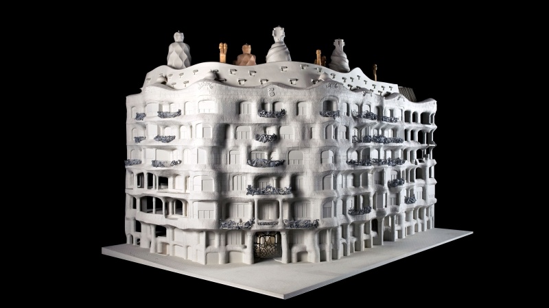 casa mila plan section elevation